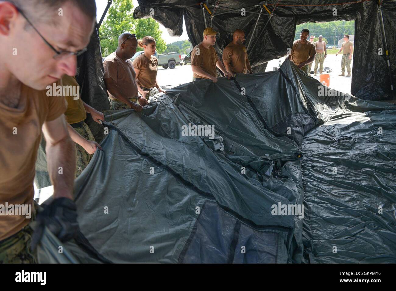 Navy Expeditionary Logistics Support Group (NAVELSG) and 1st Navy ...