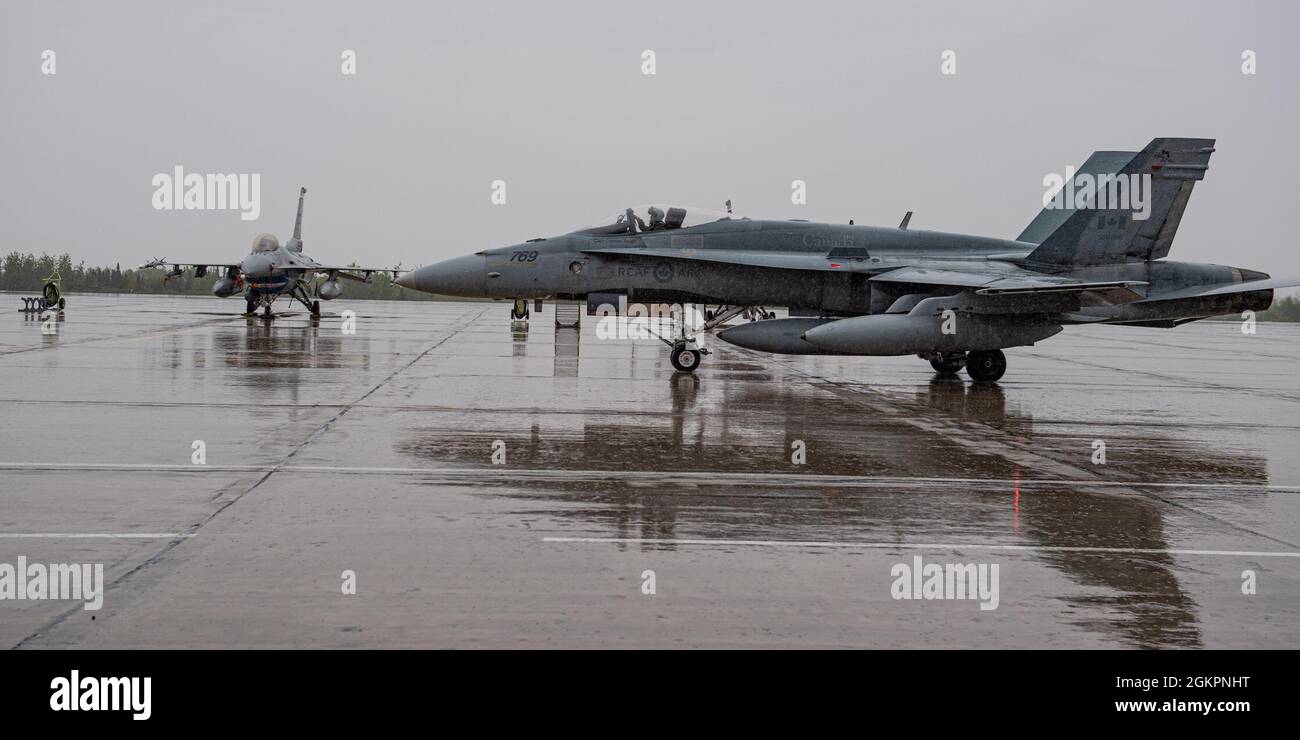 433 tactical fighter squadron hi-res stock photography and images - Alamy