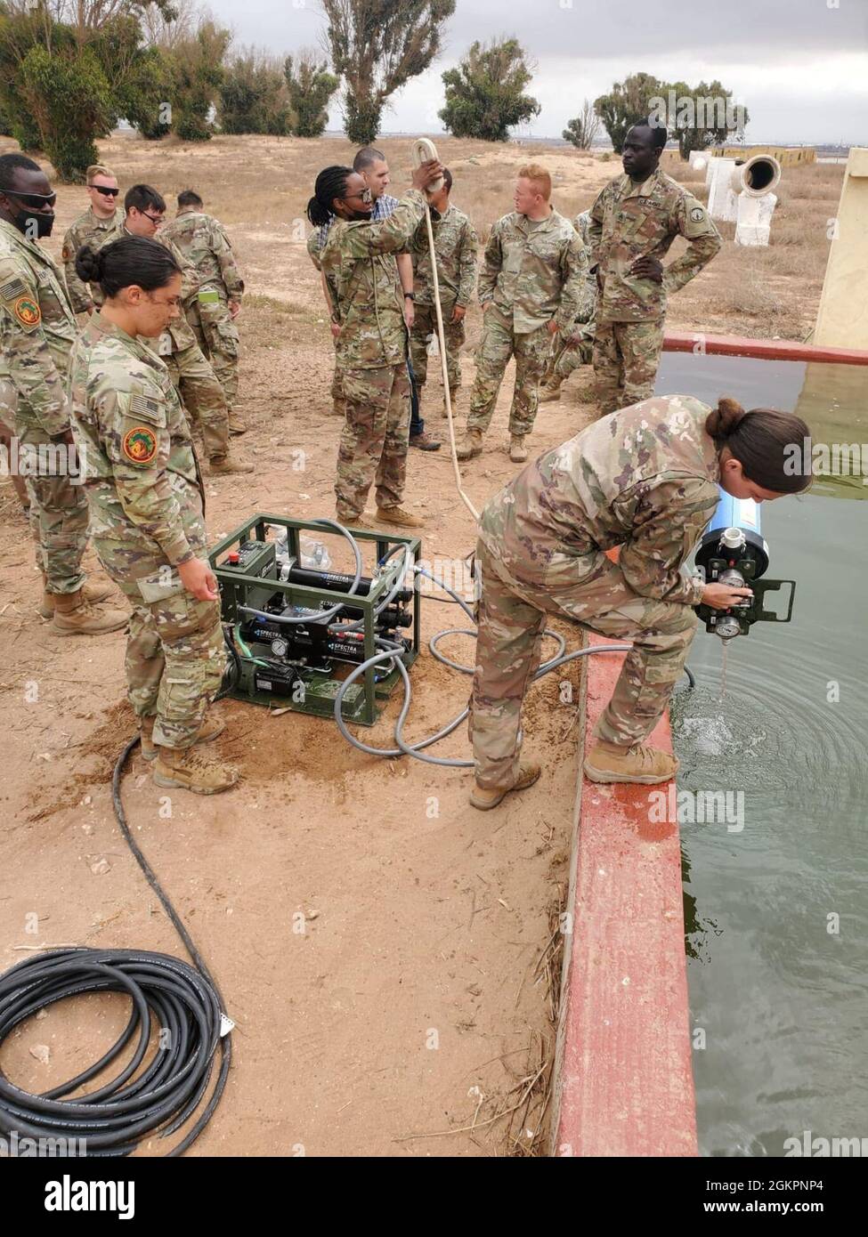 U.S. Army Soldiers assigned to the 551st Military Police Company ...