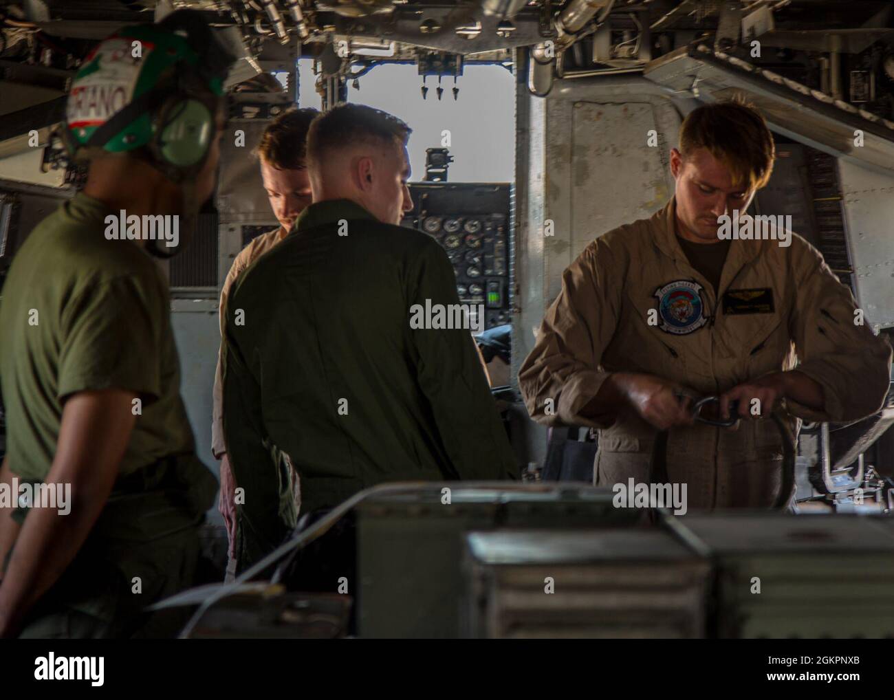 U.S. Marines with Marine Heavy Helicopter Squadron (HMH) 361, Marine ...
