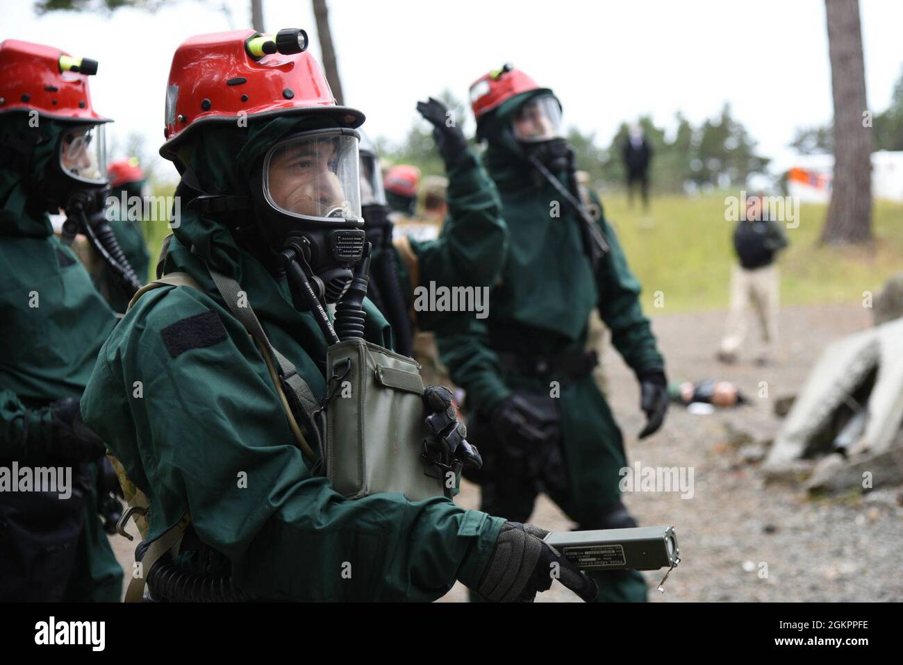 Guardsmen from the Oregon Chemical, Biological, Radiological, Nuclear ...