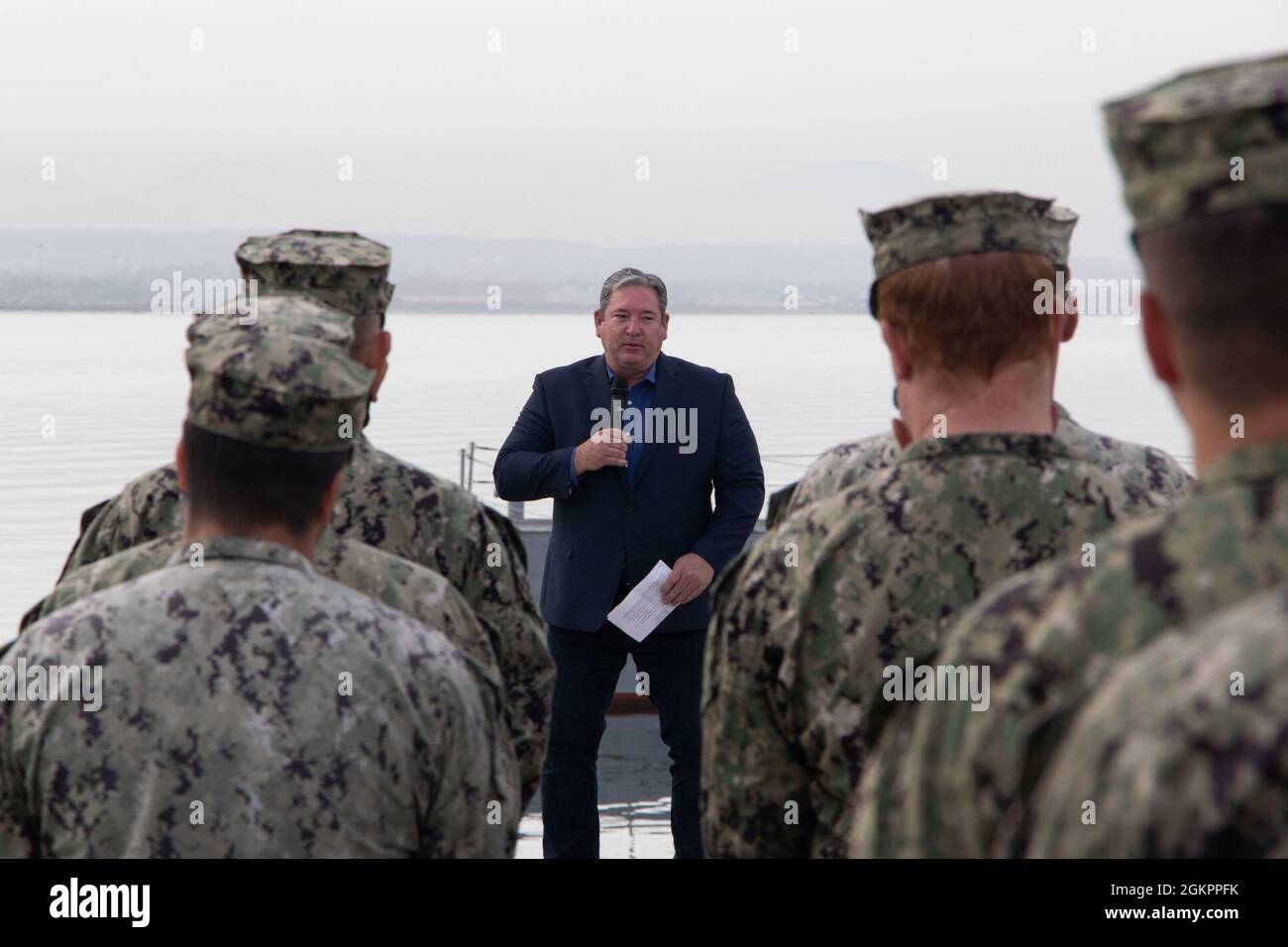 210615-N-DK042-1034 NAVAL AMPHIBIOUS BASE CORONADO, Calif. (Jun. 15 ...