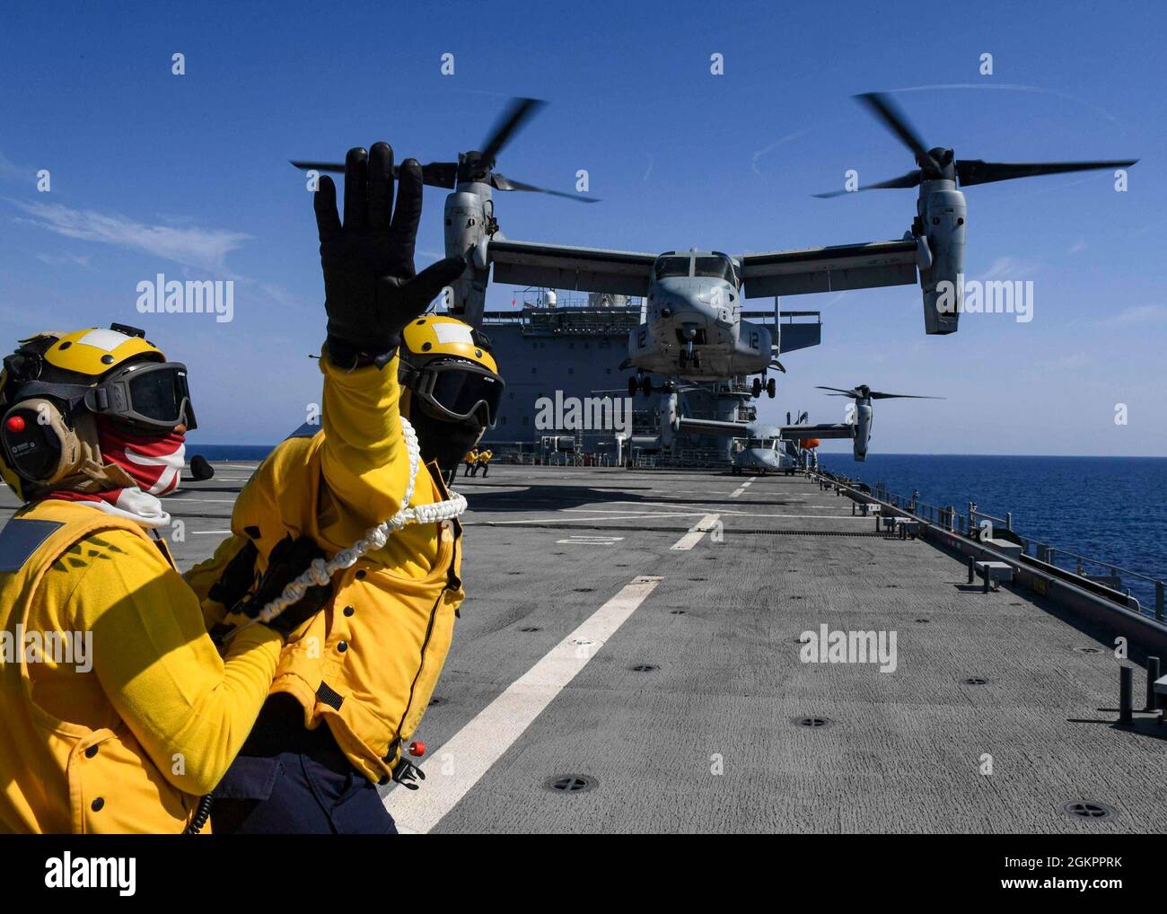 ATLANTIC OCEAN (JUNE 15, 2021) Aviation Boatswain’s Mate (Aircraft ...