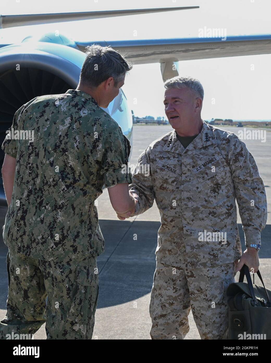 210615-N-GK686-1014 NAVAL AIR STATION SIGONELLA, Italy (June 15, 2021 ...