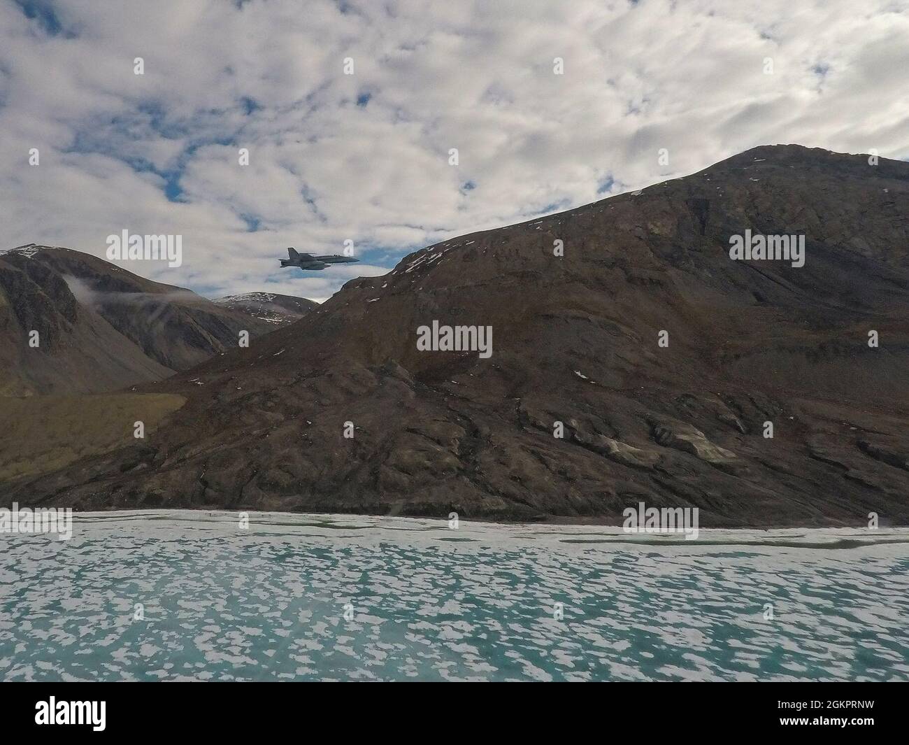 Royal Canadian Air Force CF-18 Hornet fighter jet conducts Arctic ...