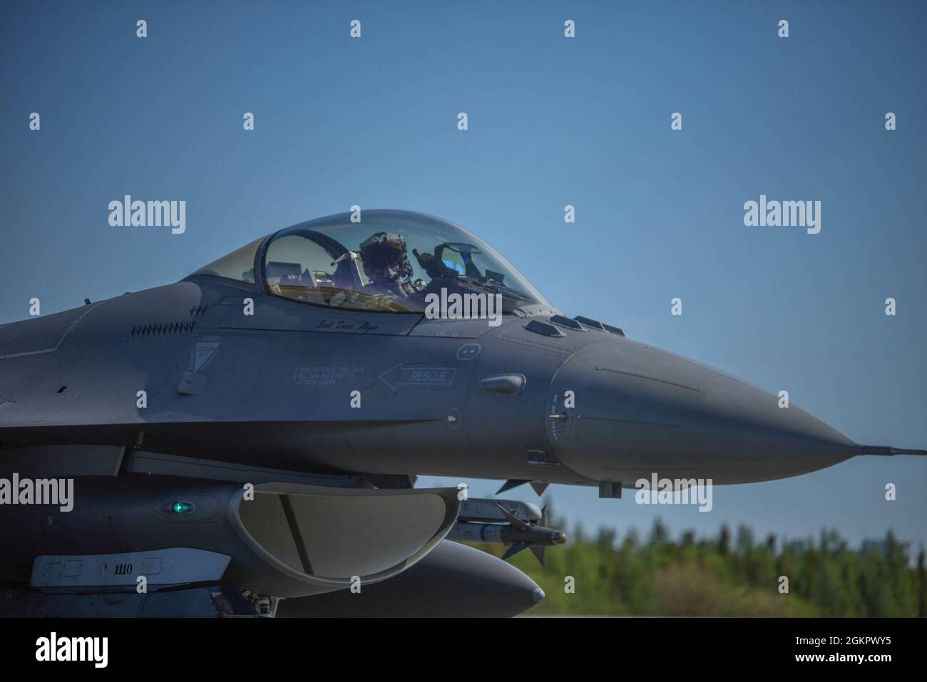 A South Dakota Air National Guard F-16 Fighting Falcon of the 114th ...