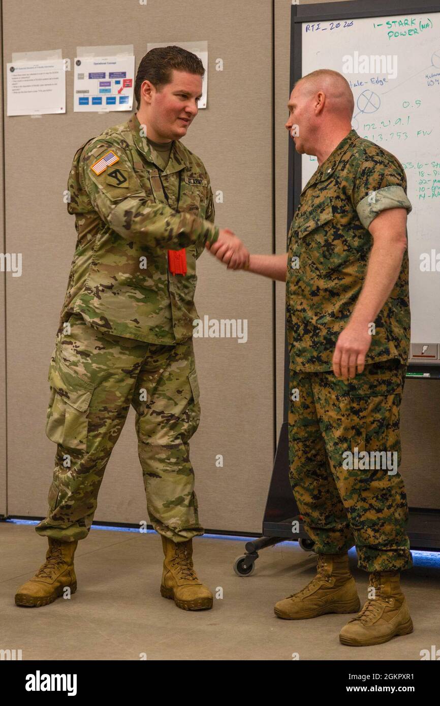 Army cyber challenge hi-res stock photography and images - Alamy