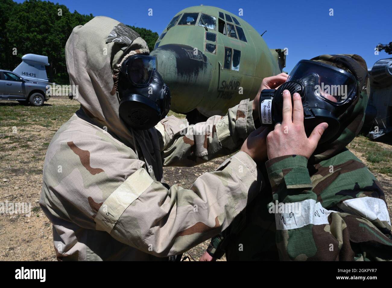 Air National Guard emergency management members Staff Sgt. Dane ...