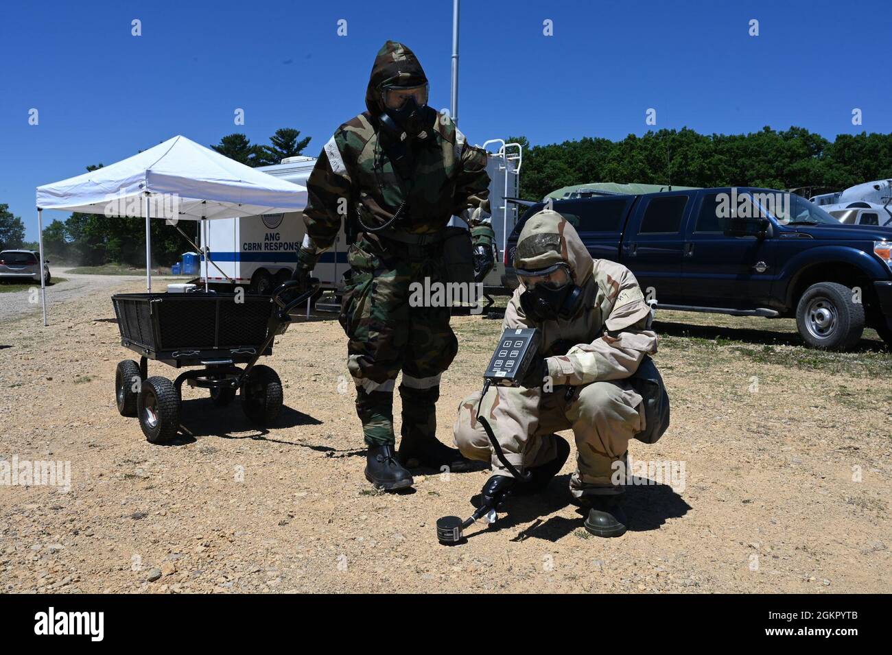 Air National Guard emergency management members Staff Sgt. Jonathan ...
