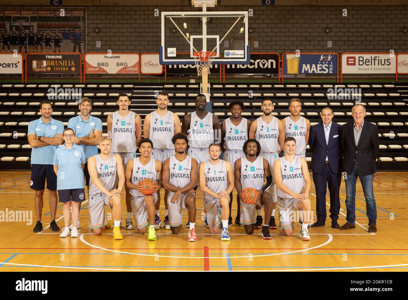 Basketball Team Photography Poses