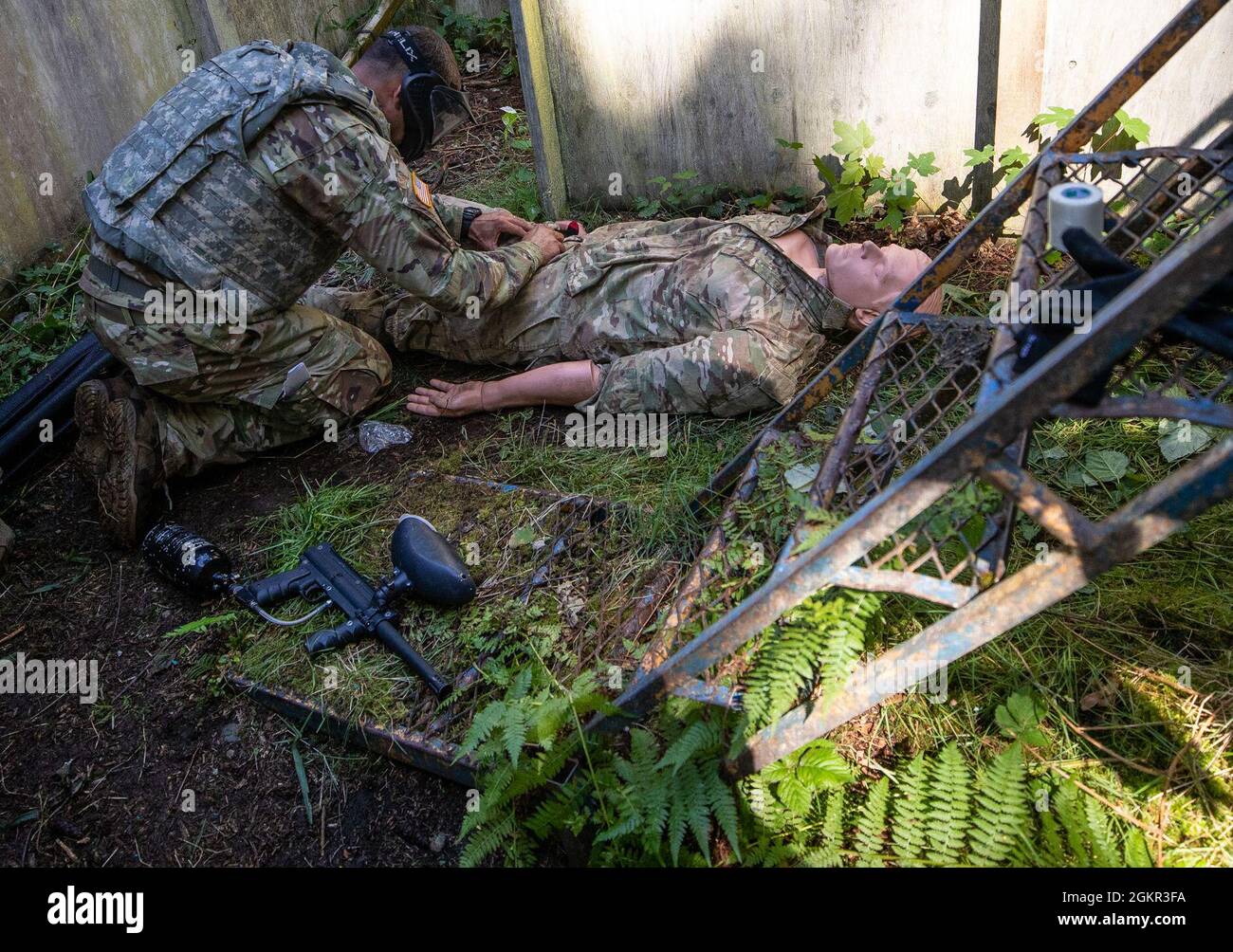 Master Sgt. Andrew Ruff, from Madigan Army Medical Center, prepares a ...