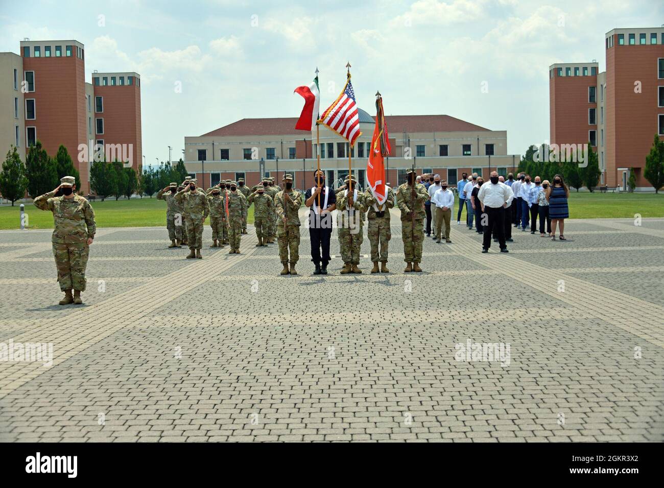 U.S. Soldiers and Civilians assigned to the 509th Strategic Signal ...