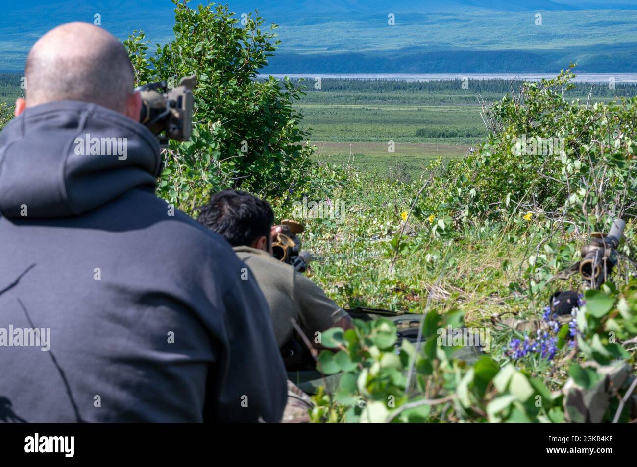 A U.S. Army Green Berets from Alpha Company, 3rd Battalion, 20th ...