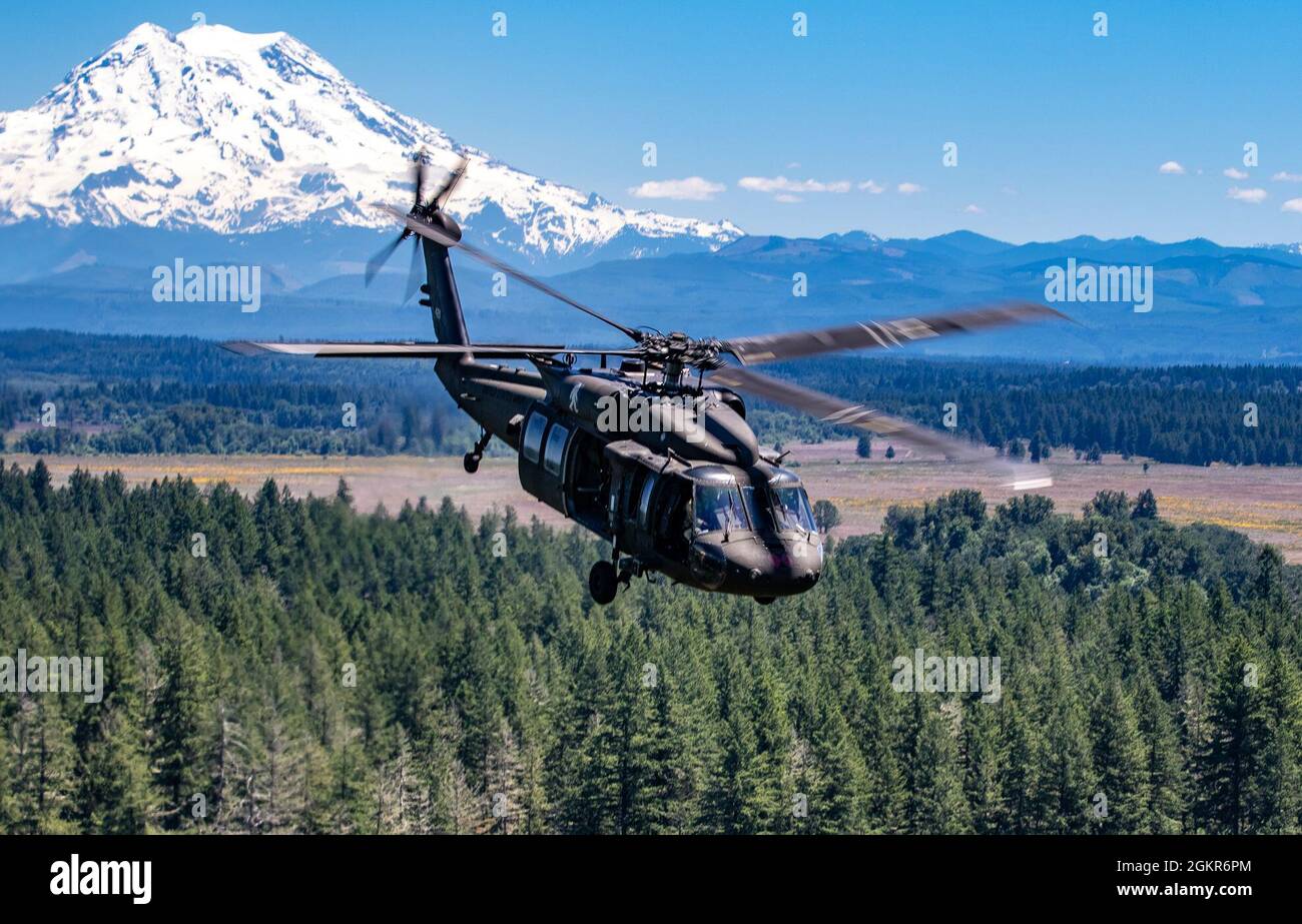 A UH-60 helicopter assigned to Bravo "Bigfoot" Company, 2-158 Assault ...