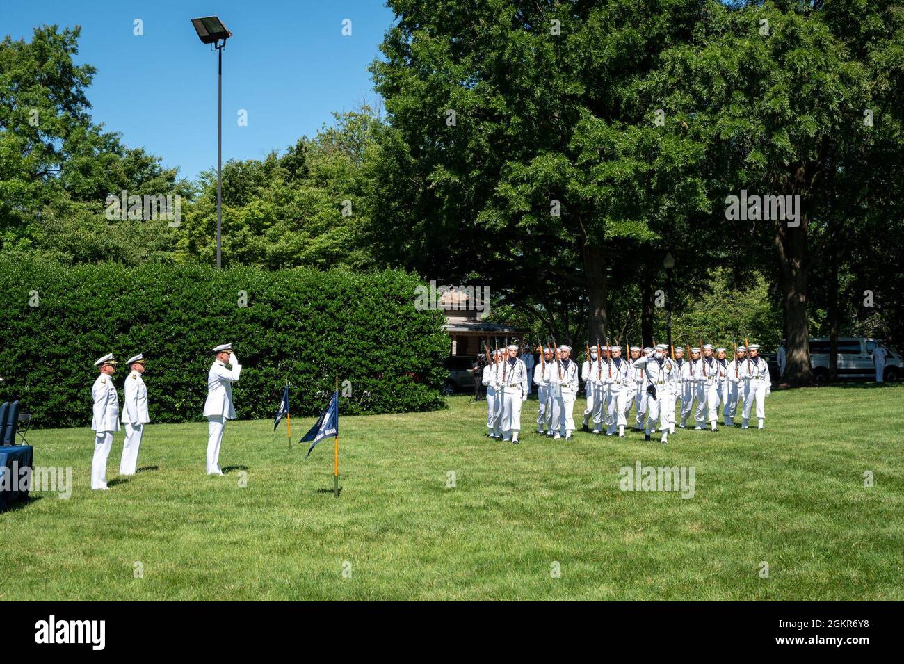 Naval guard review hi-res stock photography and images - Alamy