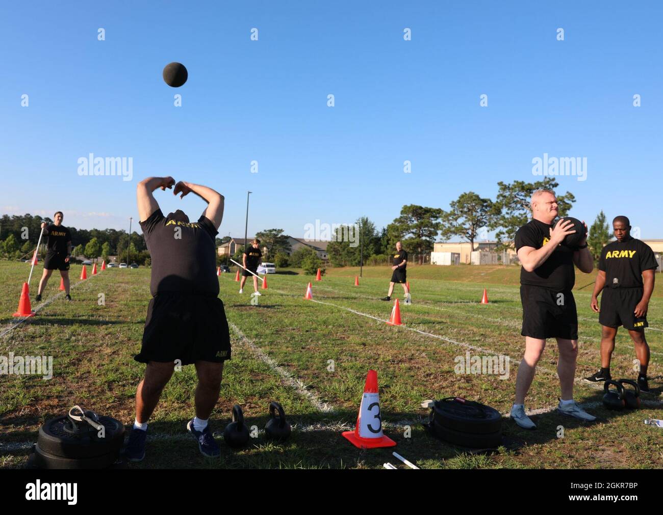 Sgt. Sayed H. Elsayed (left), noncommissioned officer for the U.S. Army ...