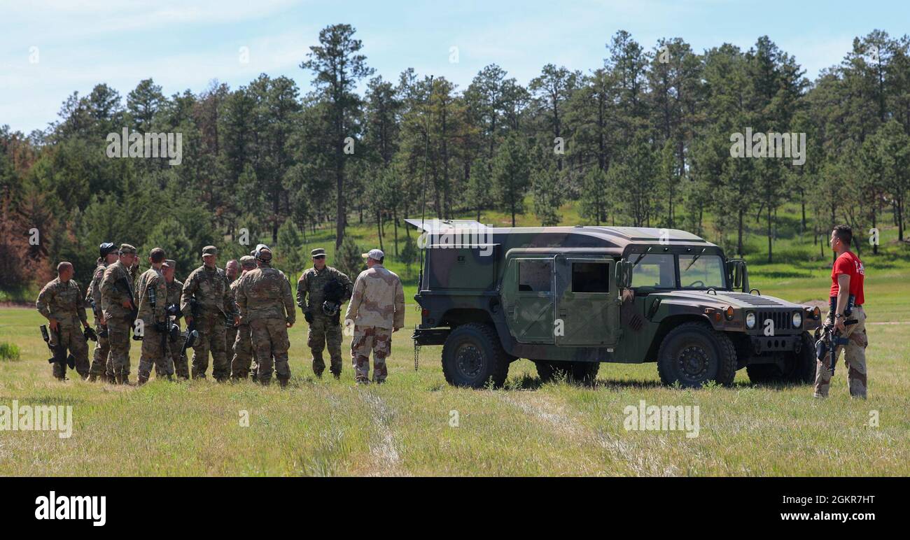 U.S. Navy Sailors with the Expeditionary Medical Facility ...