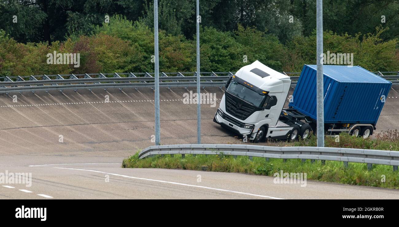 Nikola truck hi-res stock photography and images - Alamy