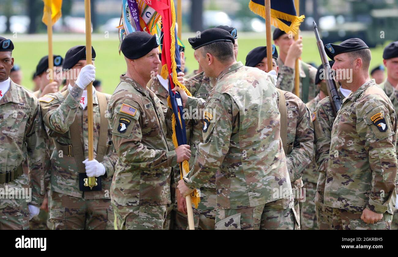 Maj. Gen. J.P. McGee, commander of the 101st Airborne Division (Air ...