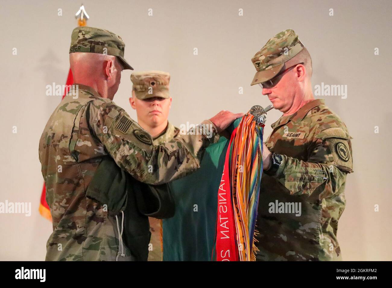 The command team from the 196th Maneuver Enhancement Brigade (MEB ...