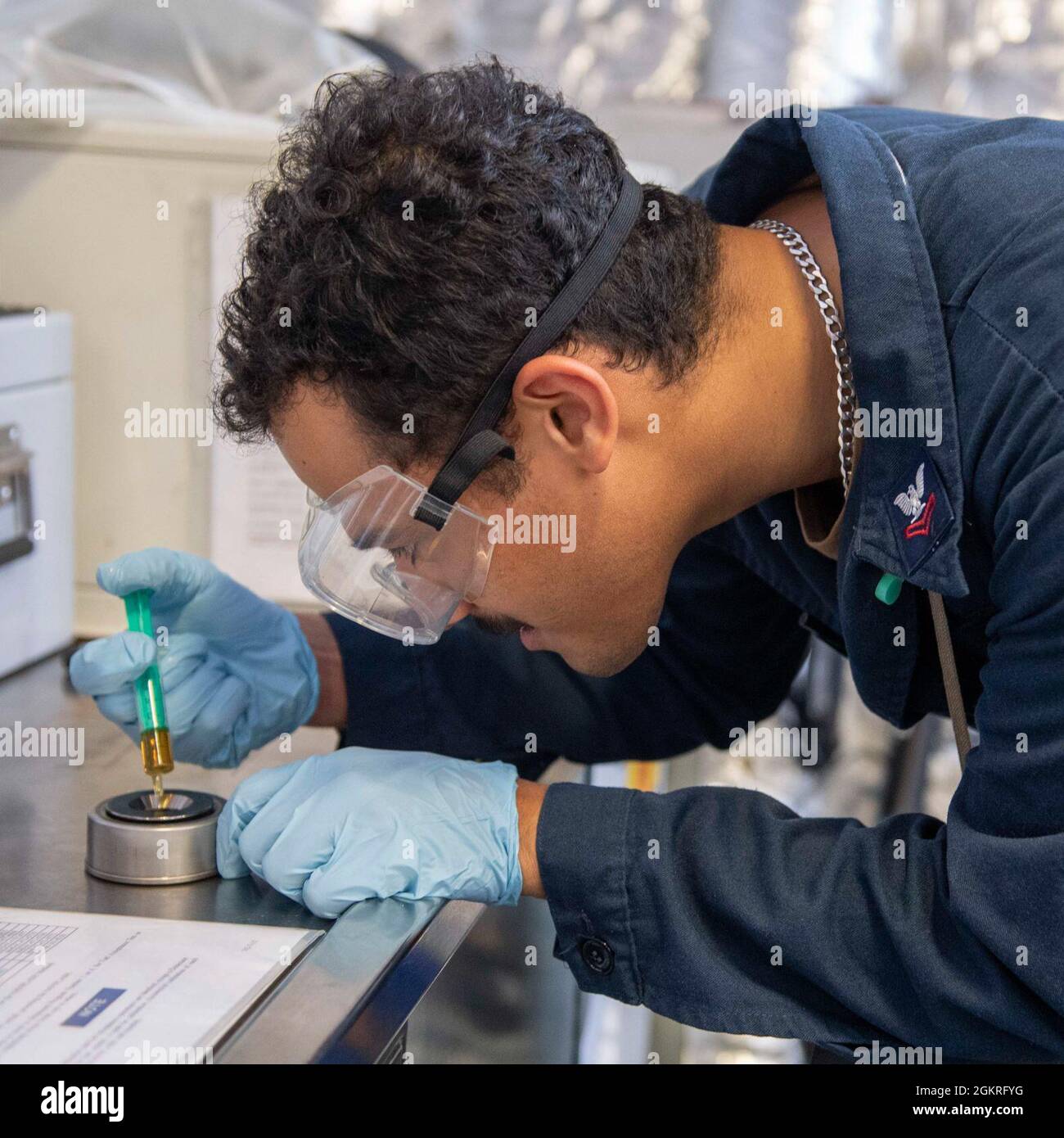 Lube oil test hi-res stock photography and images - Alamy