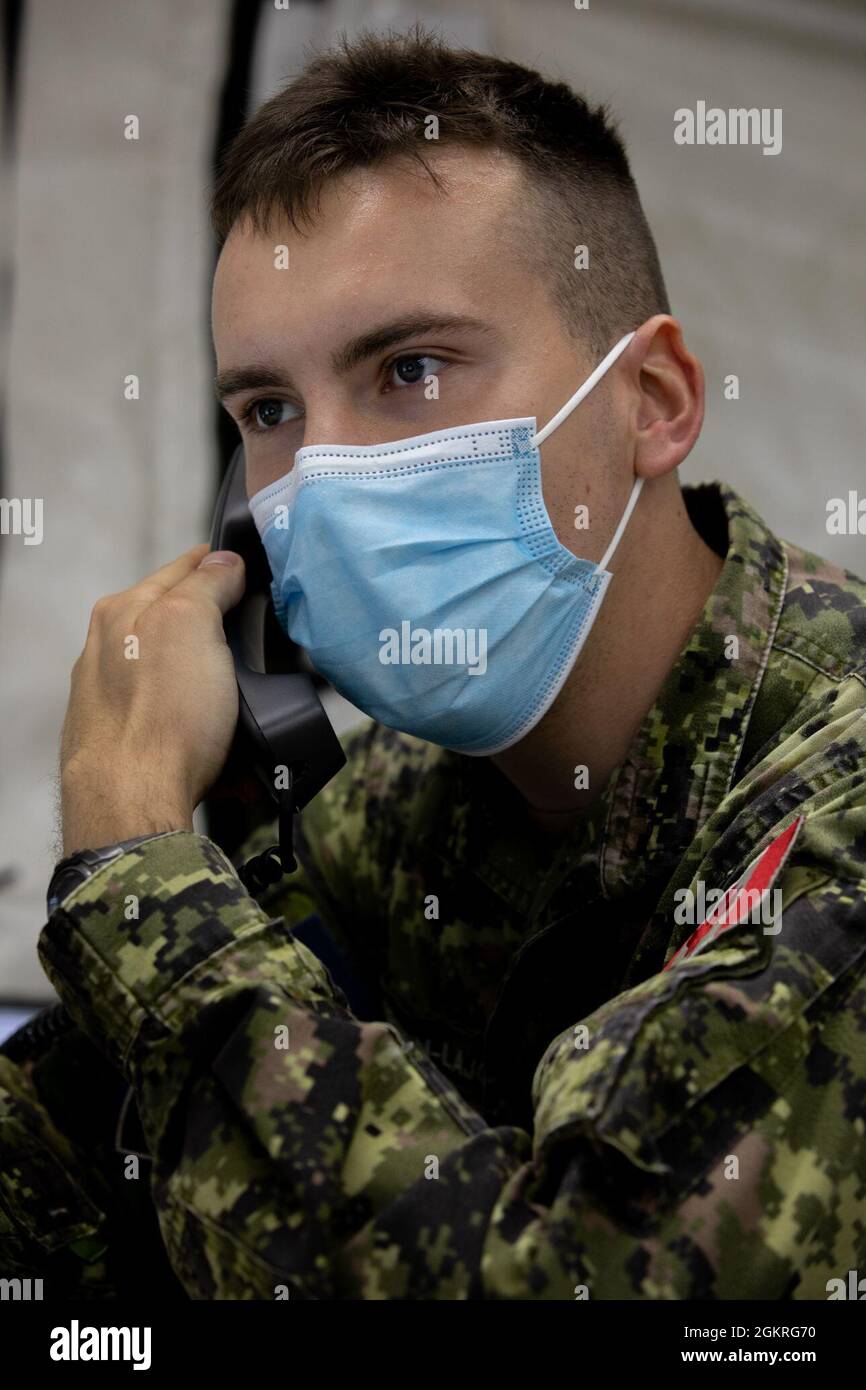 A member of the Canadian Army participates in the Joint Warfighting ...