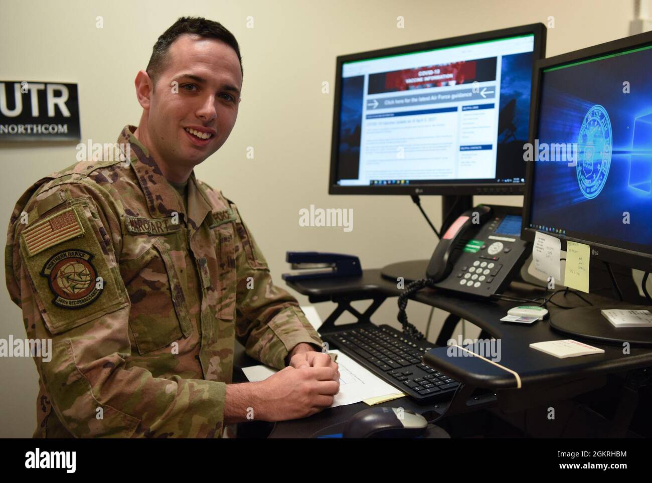 Record transition hi-res stock photography and images - Alamy