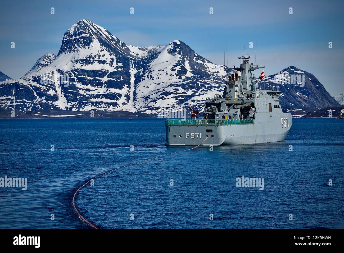 The USCGC Maple (WLB 207) crew participate in a towing exercise with ...