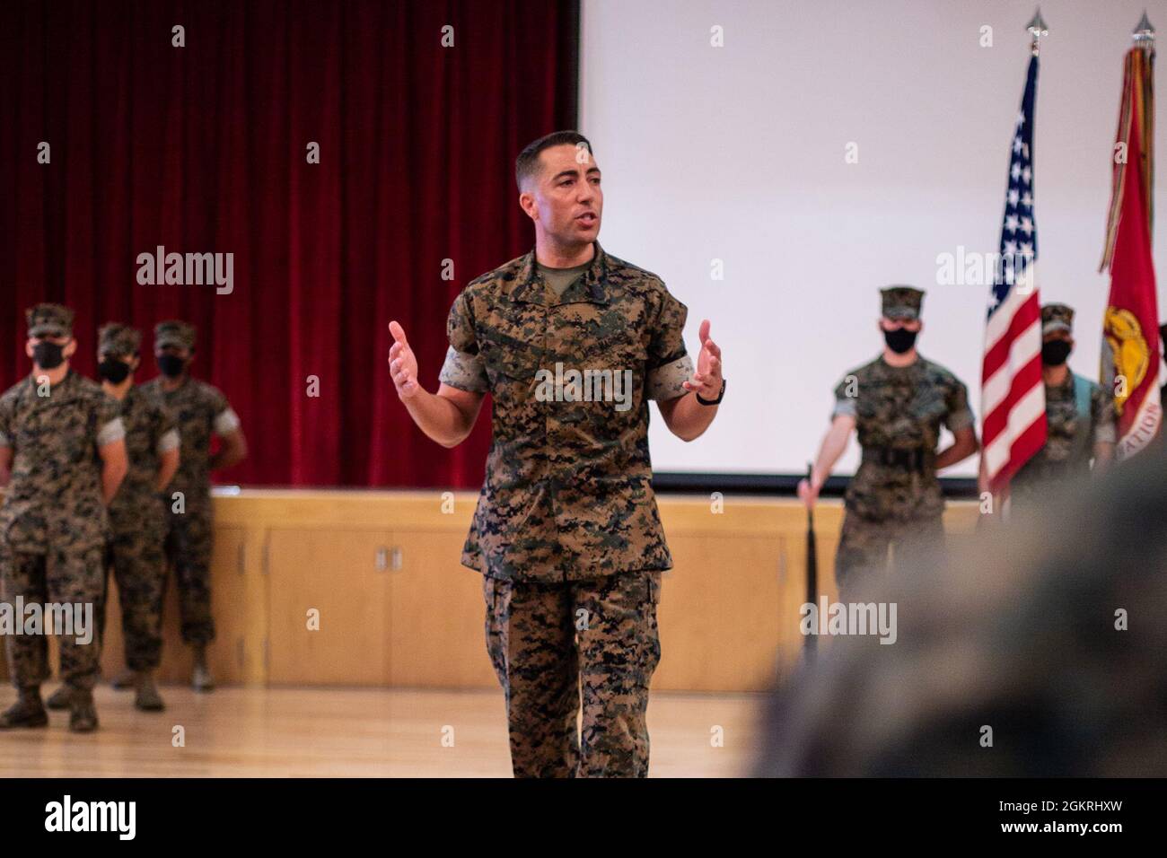 Colling hi-res stock photography and images - Alamy