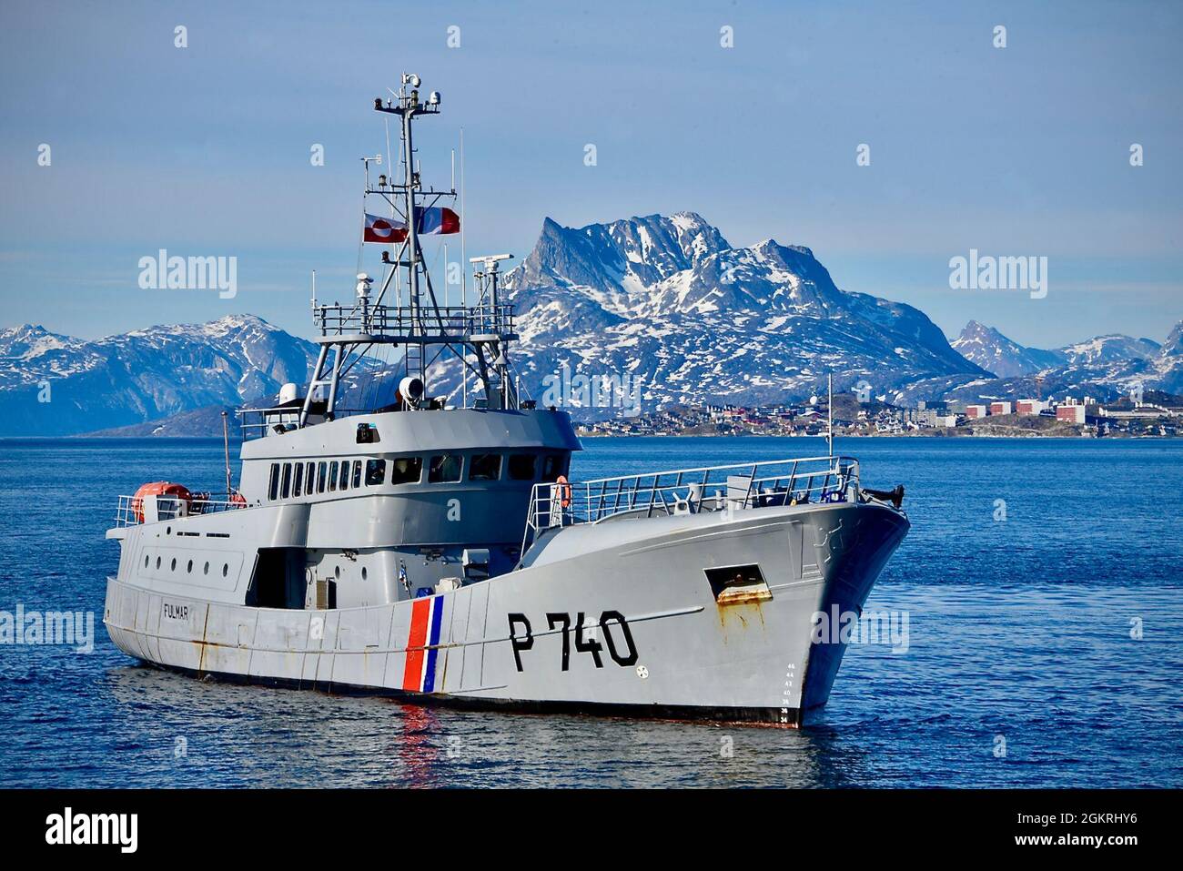 The USCGC Maple (WLB 207) crew participate in a towing exercise with ...