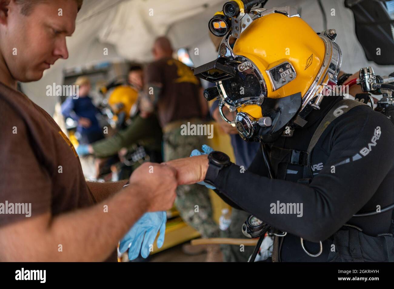 VIRGINIA BEACH, Va. – (June 21, 2021) Navy Diver 2nd Class Matthew ...