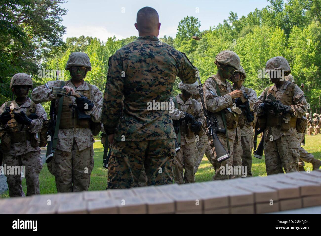 Tactical team movement exercises hi-res stock photography and images ...