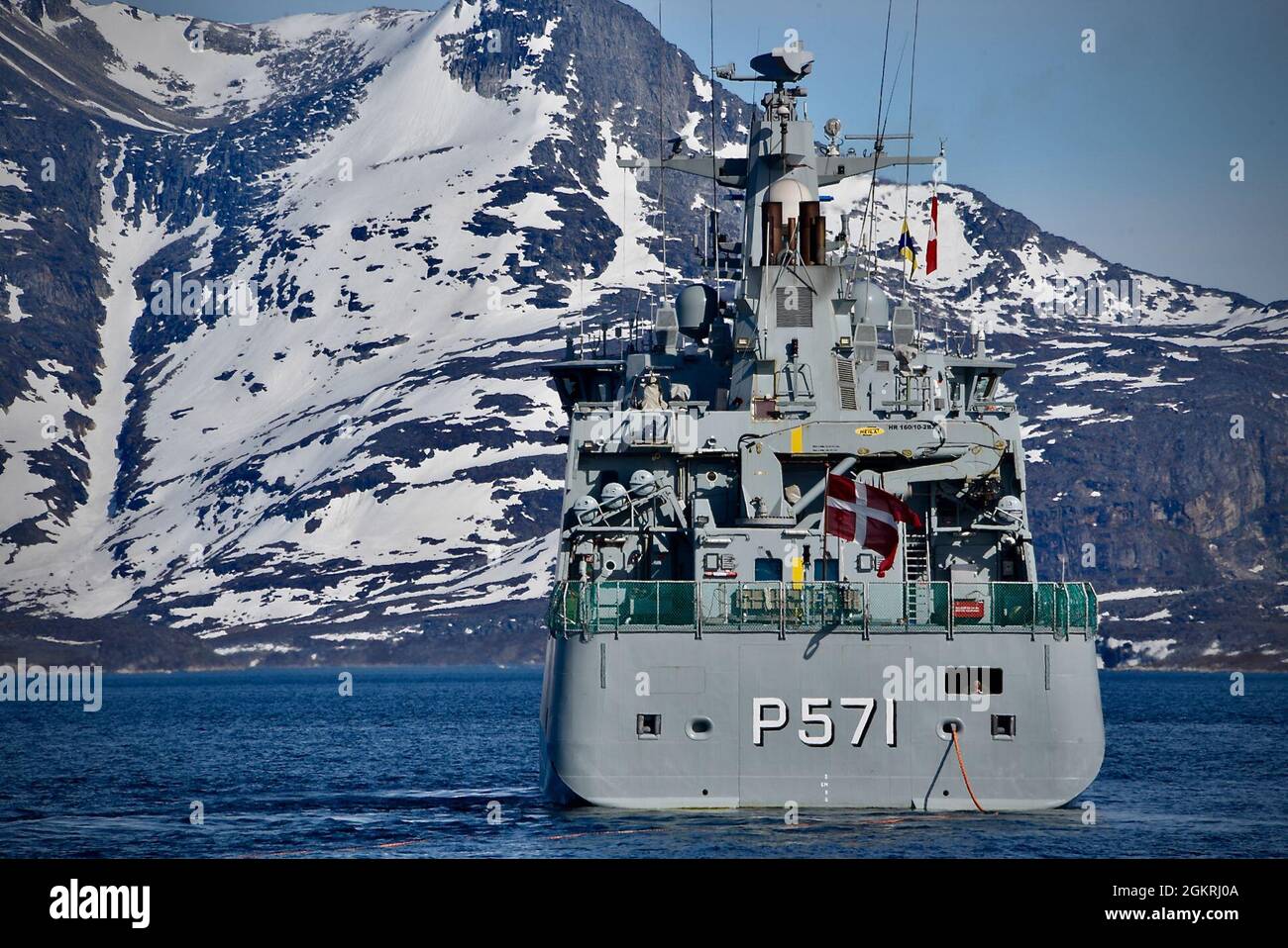 The USCGC Maple (WLB 207) crew participate in a towing exercise with ...