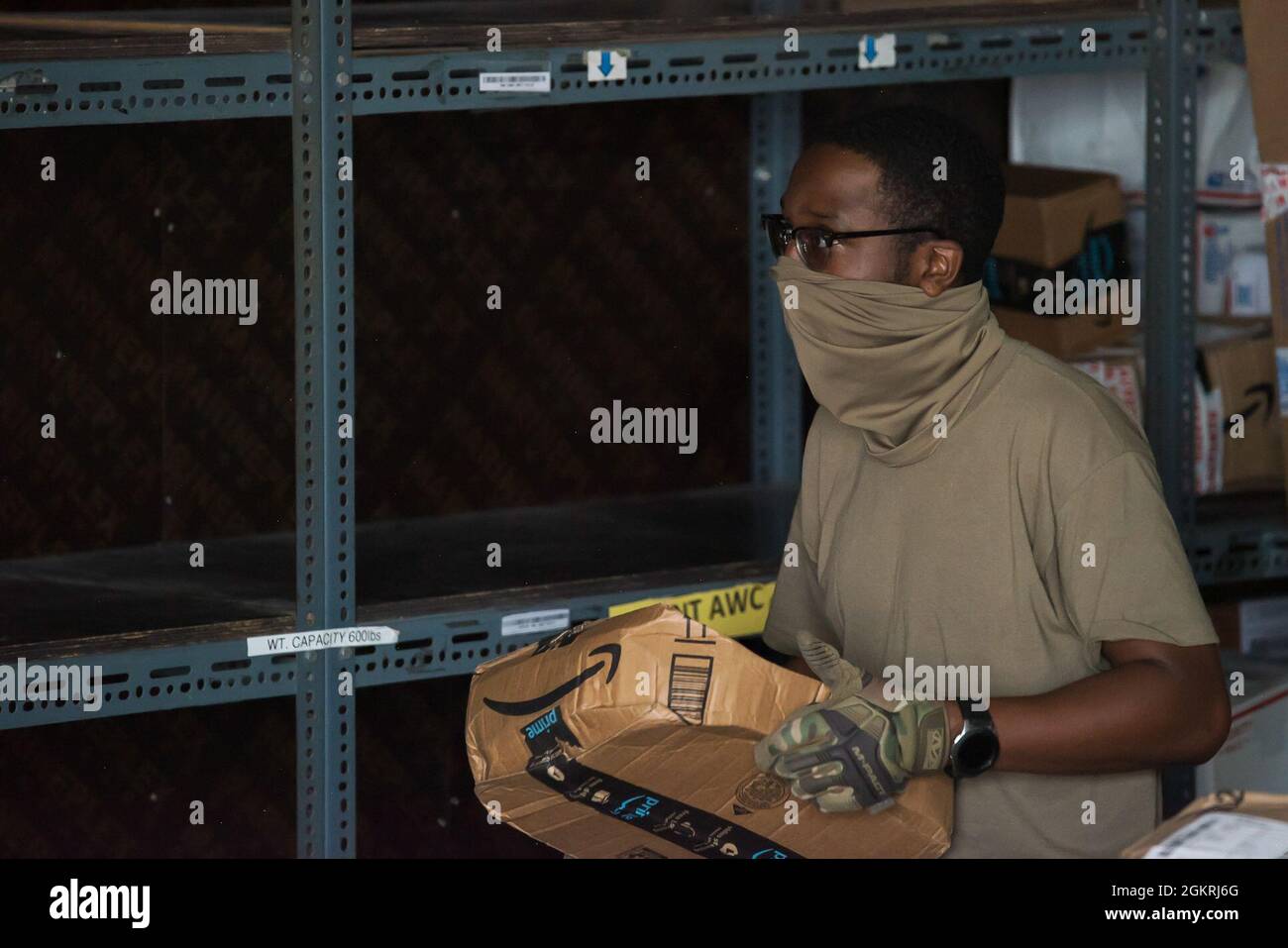 U.S. Air Force Staff Sgt. Darrin Hurt, 380th Expeditionary Force ...