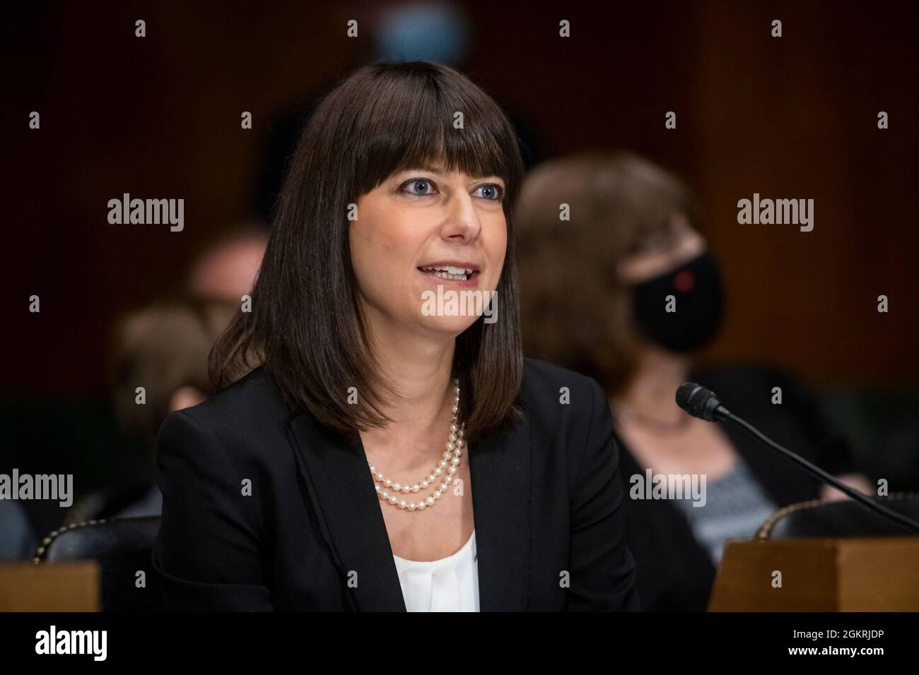 Elizabeth prelogar hi-res stock photography and images - Alamy