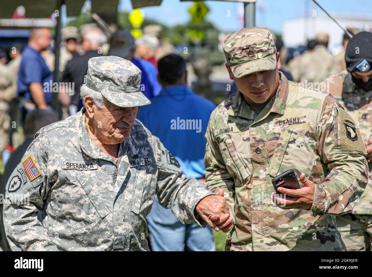 Soldiers and veterans from 3rd Brigade Combat Team, 101st Airborne ...