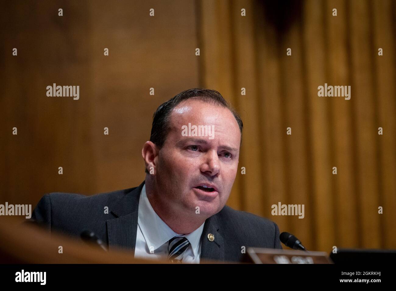 Jennifer Sung High Resolution Stock Photography and Images - Alamy