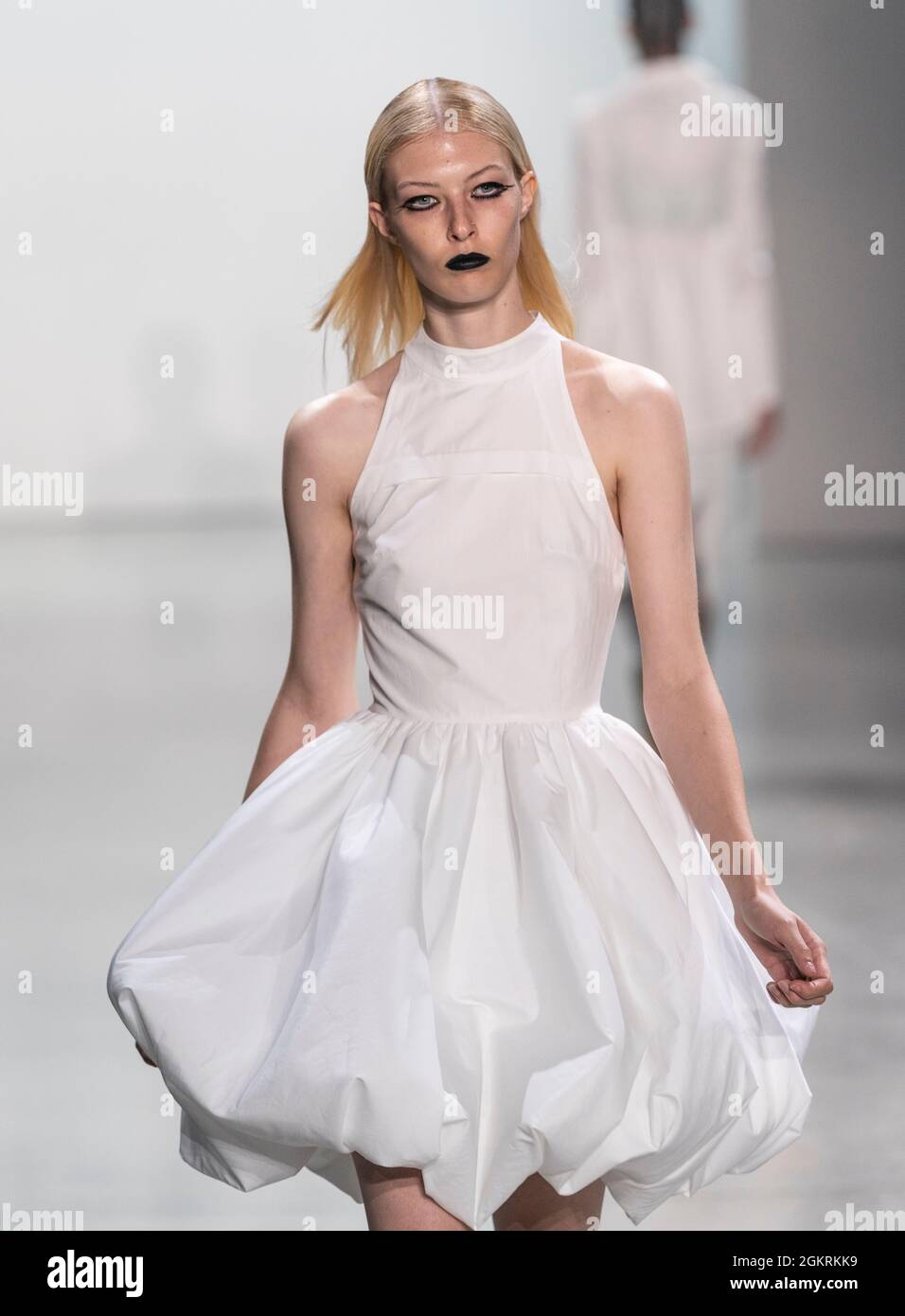 New York, NY - September 9, 2021: Model walks runway for Michelle ...