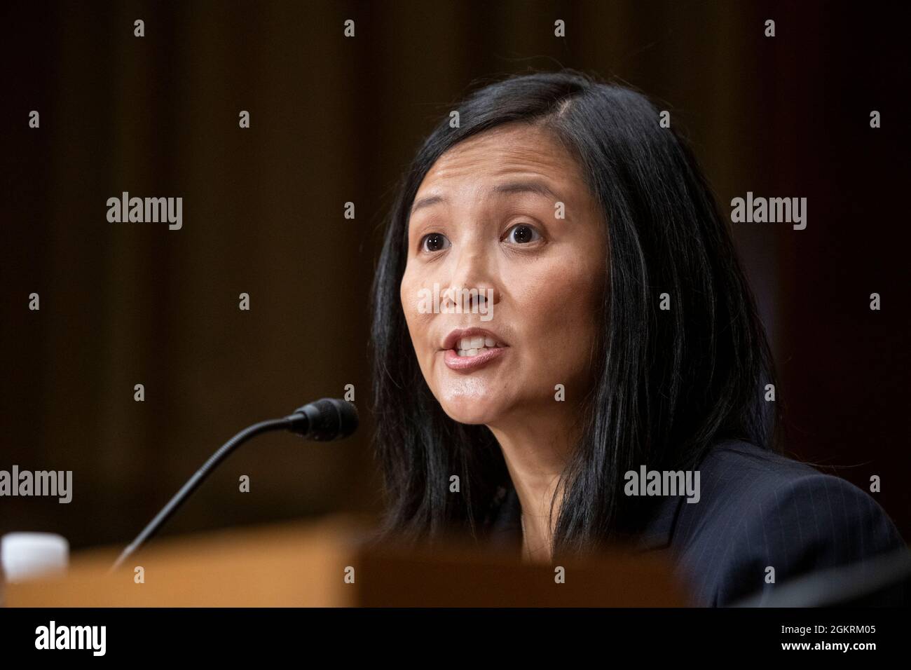 Jennifer sung hi-res stock photography and images - Alamy