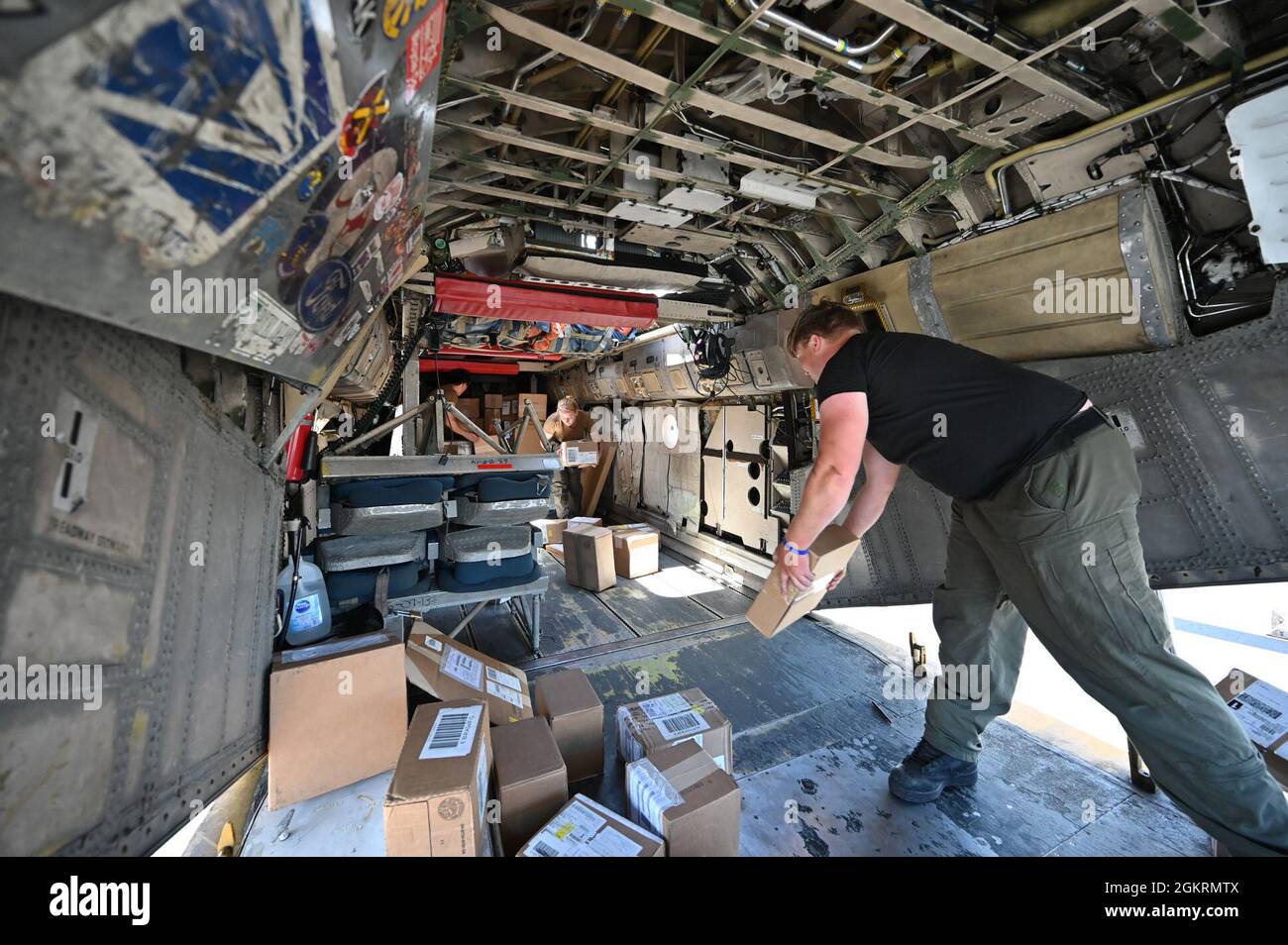 210622-N-TA290-1007 HONOLULU (June 22, 2021) The Carl Vinson Carrier ...