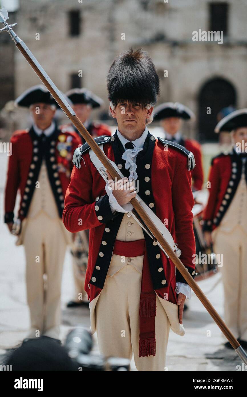 Staff Sgt. Ryan Mullins a drum major assigned to the U.S. Army Old ...