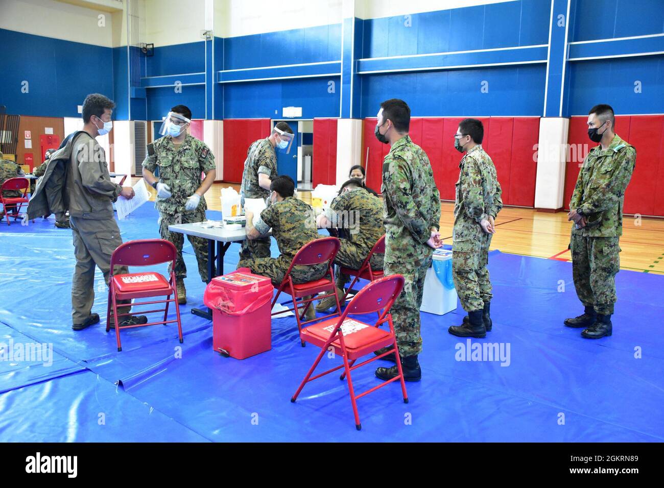 United States service members and Japan Ground Self-Defense Force ...