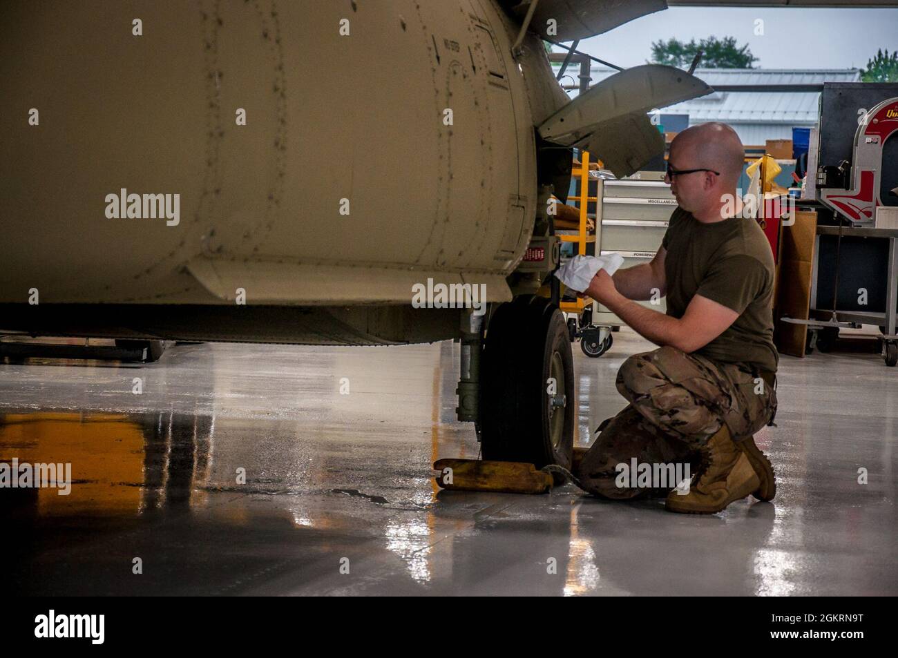 1109th theater aviation support maintenance group hi-res stock ...