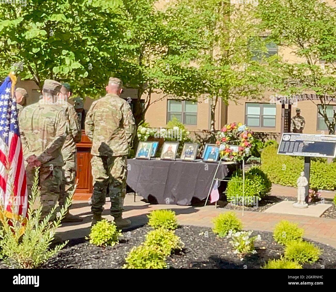 Fort Campbell Soldier Recovery Unit Soldiers and civilian staff gather ...