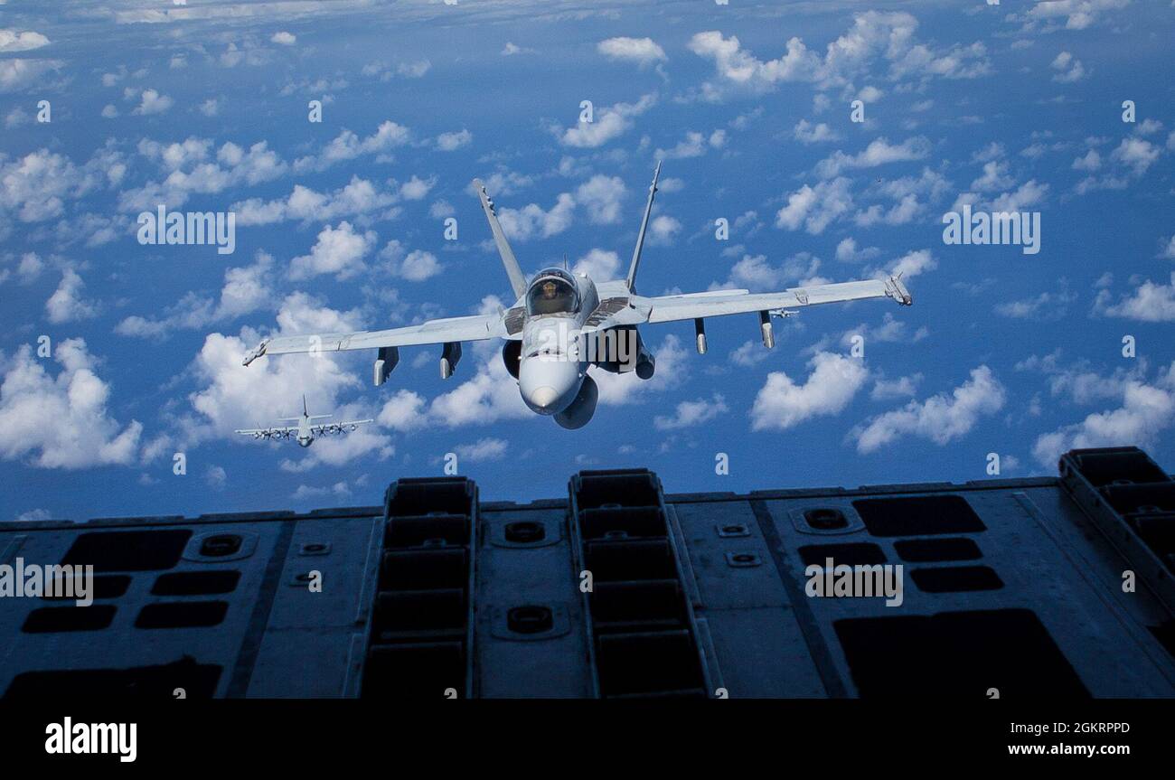 Marine aircraft group mag 11 hi-res stock photography and images - Alamy