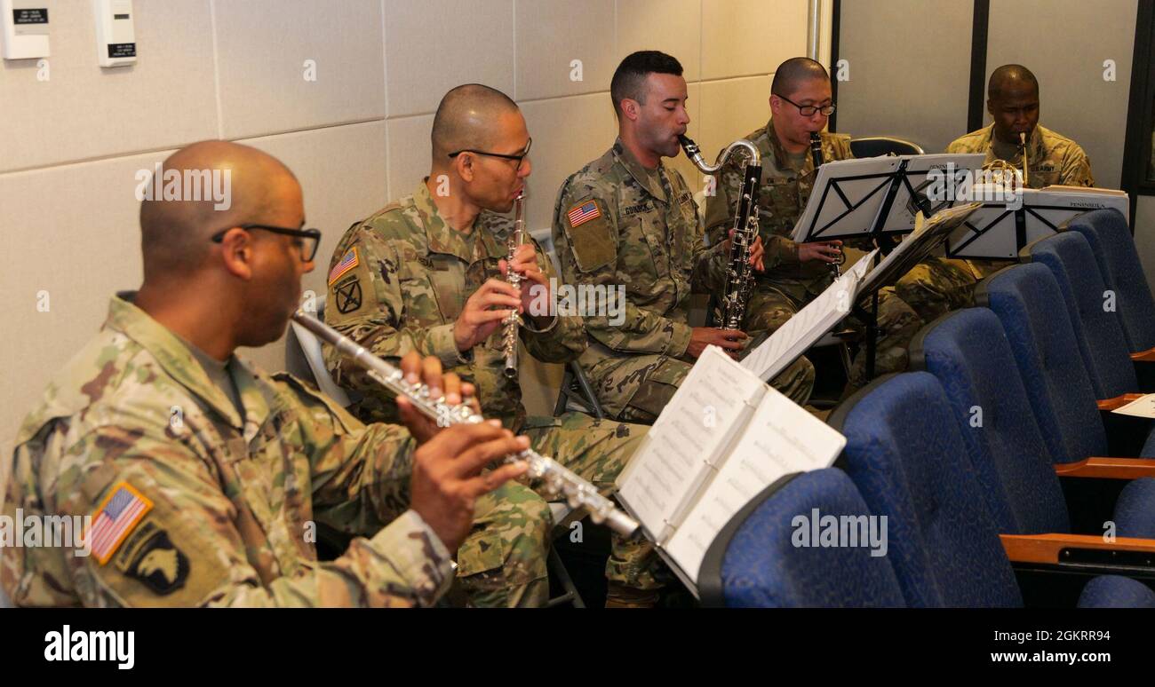 The 8th Army Band plays music during the Special Operations Command ...