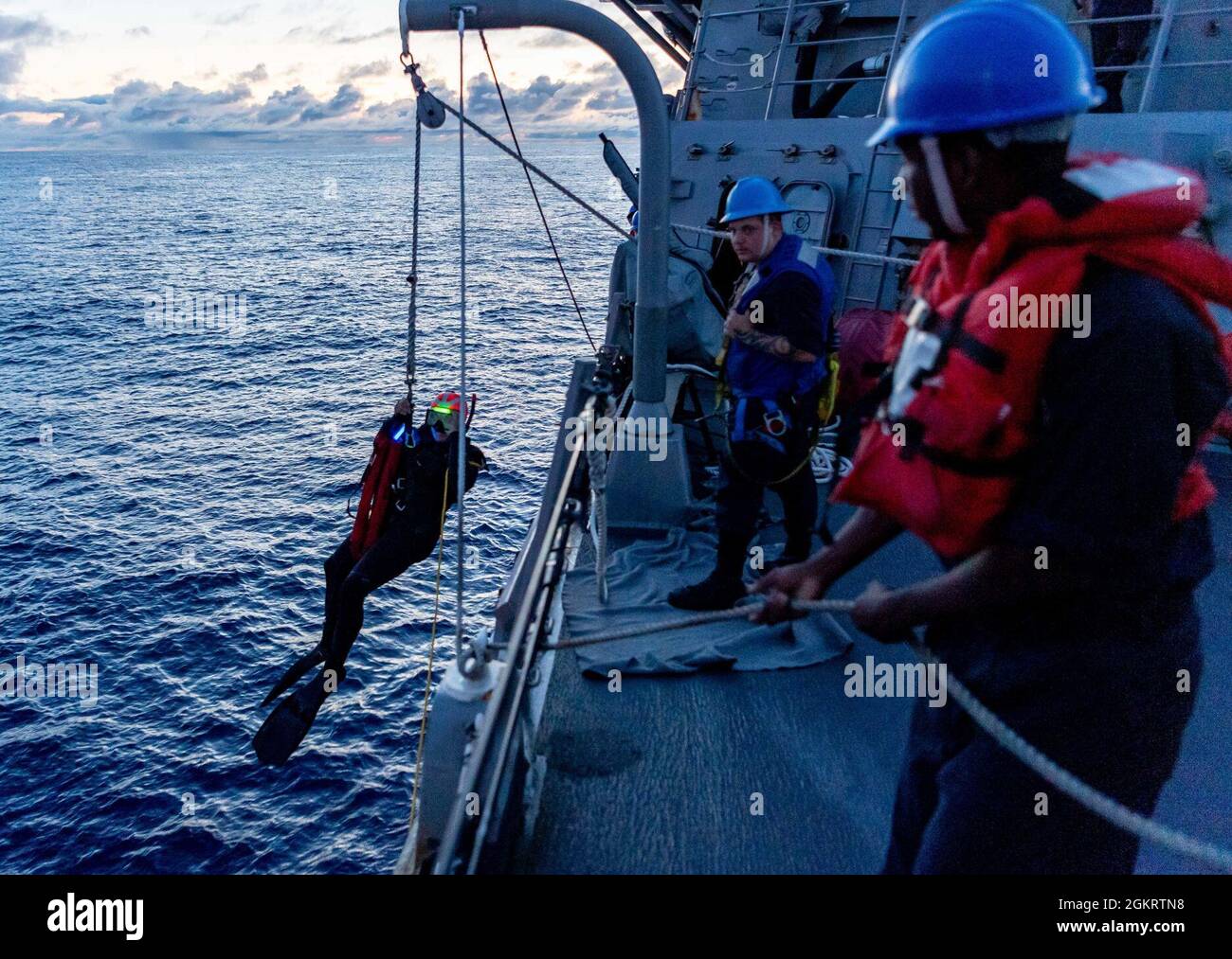 210623-N-LN093-1147 PACIFIC OCEAN (June 23, 2021) Boatswain’s Mate 1st ...