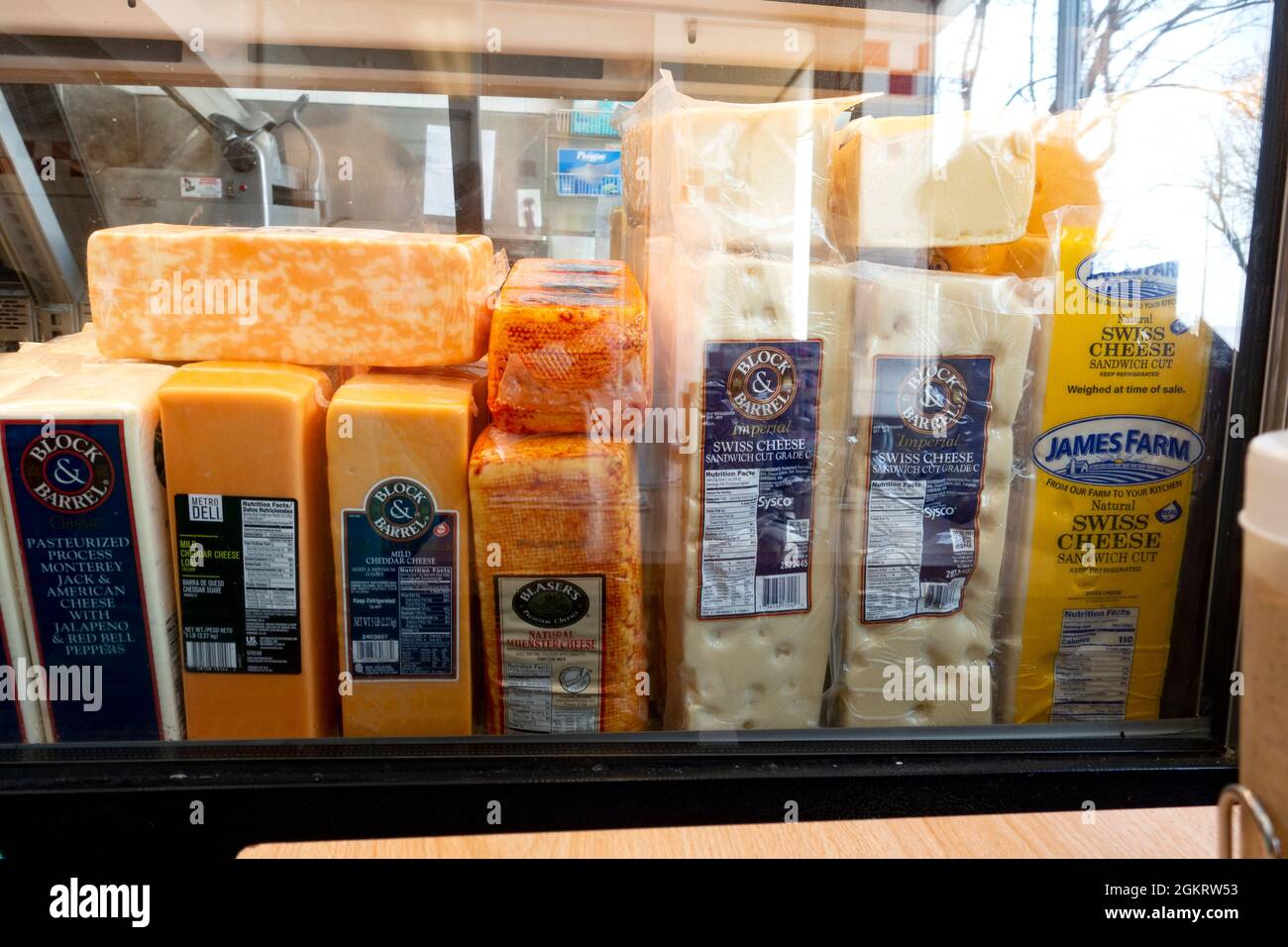 Cafe cabinet food hi-res stock photography and images - Alamy