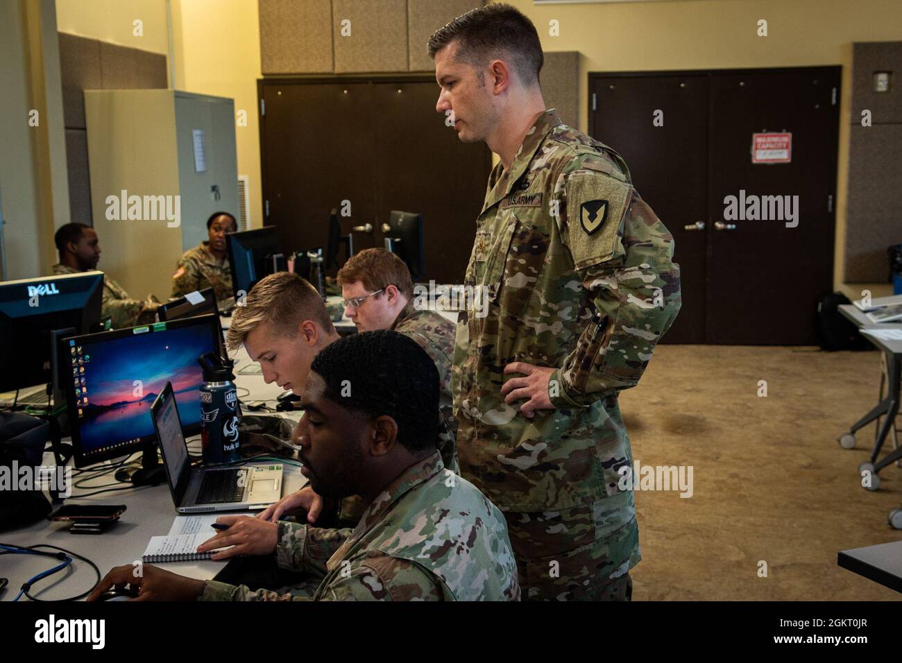 Army Maj. Matthew Szarzynski, 419th Contracting Support Brigade ...