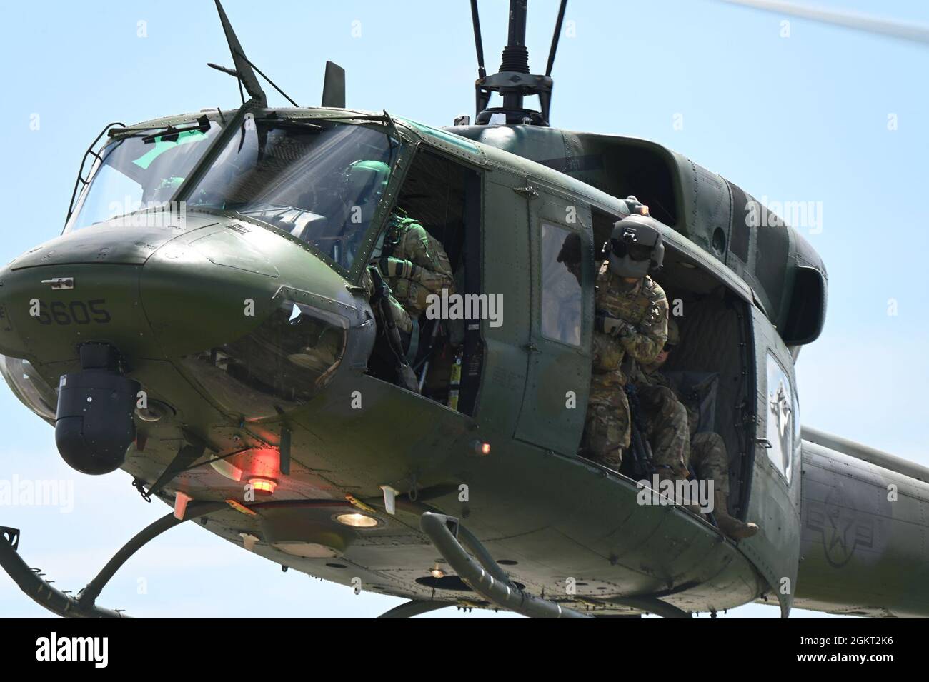 Uh 1n huey pilot hi-res stock photography and images - Alamy